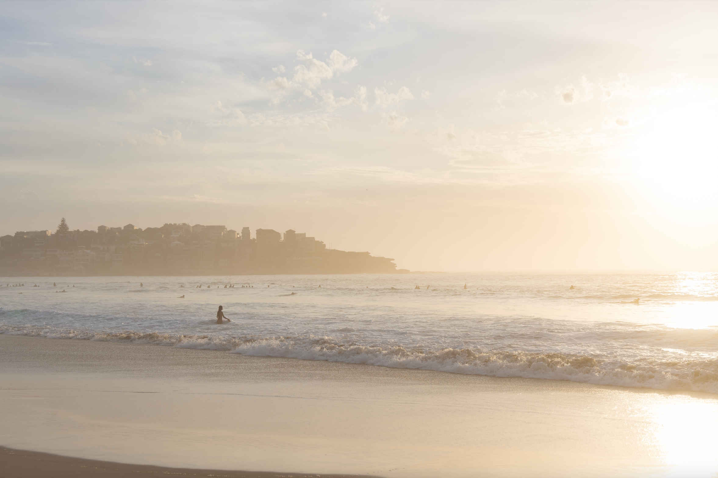 Full Brightness – Sandy Skies